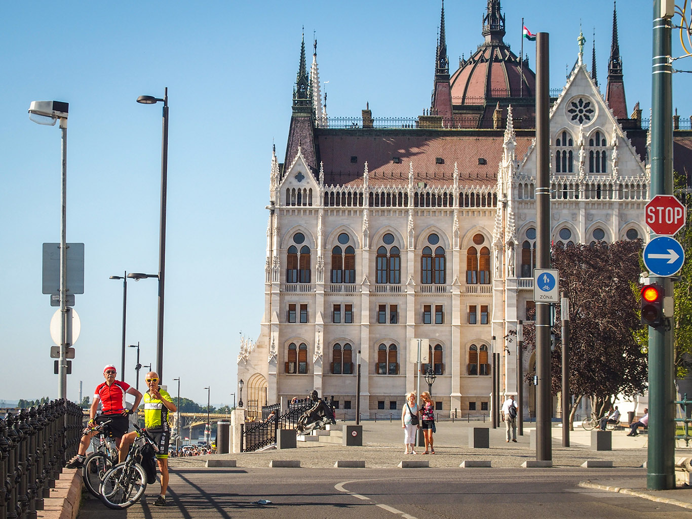 All about the Danube Cycle Path: length, map and routes